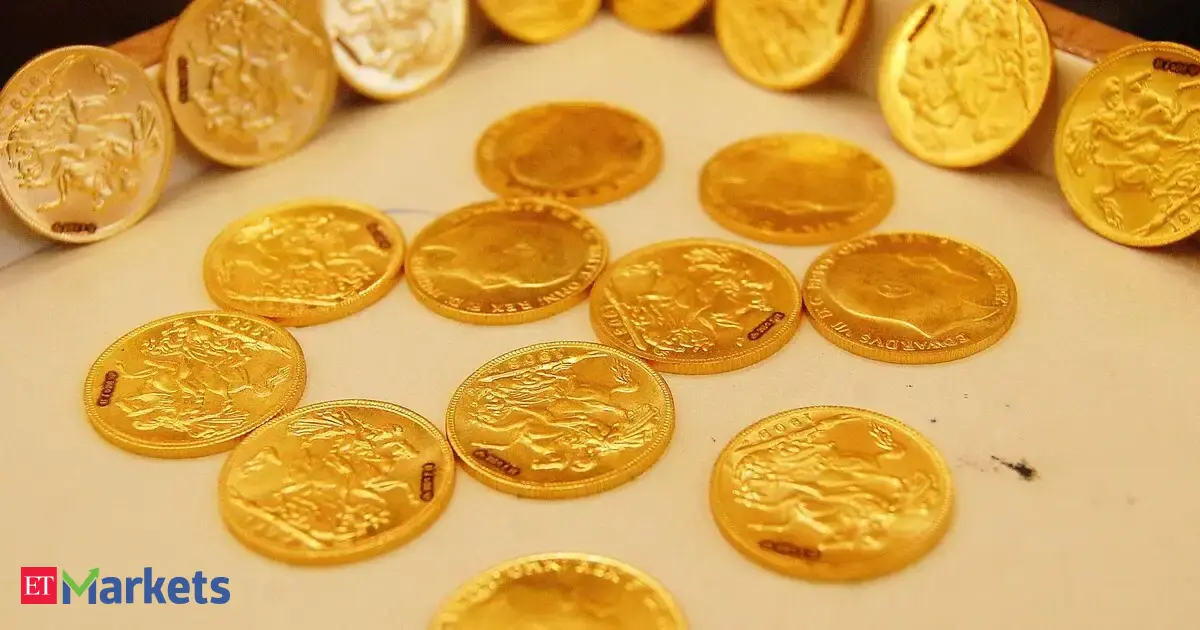 Gold: Gold slips on reduced offtake, weak global cues - The Economic Times