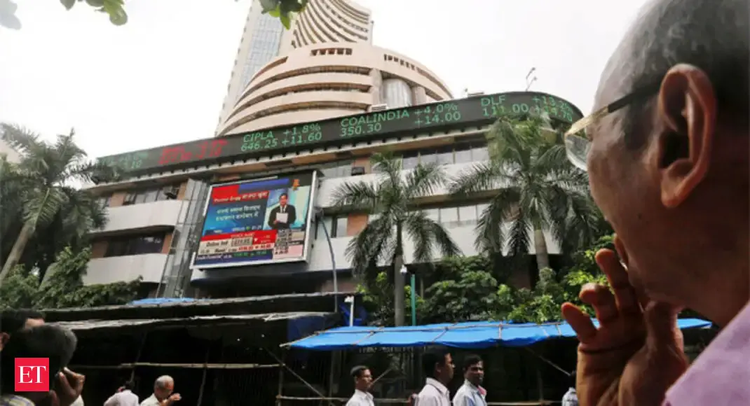 Subhash Chandra steps down as Zee Media chairman - The Economic Times