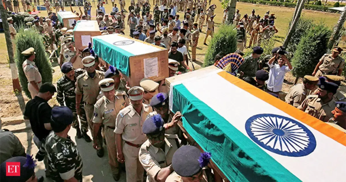 Pampore: Pampore attack: Rs 20 lakh ex gratia for kin of five UP jawans ...