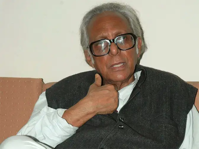 Hoax of Mrinal Sen's death goes viral on Twitter - The Economic Times