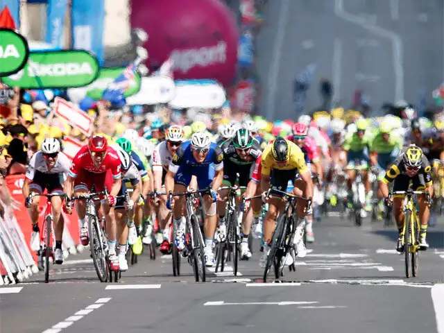 Talking to the team car - Riding with the pack: Tour de France | The ...