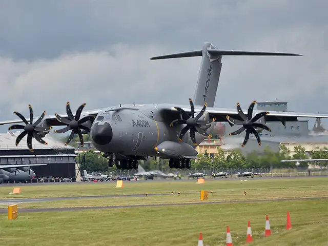 Airbus A400M - 11 breathtaking images from the Farnborough airshow ...