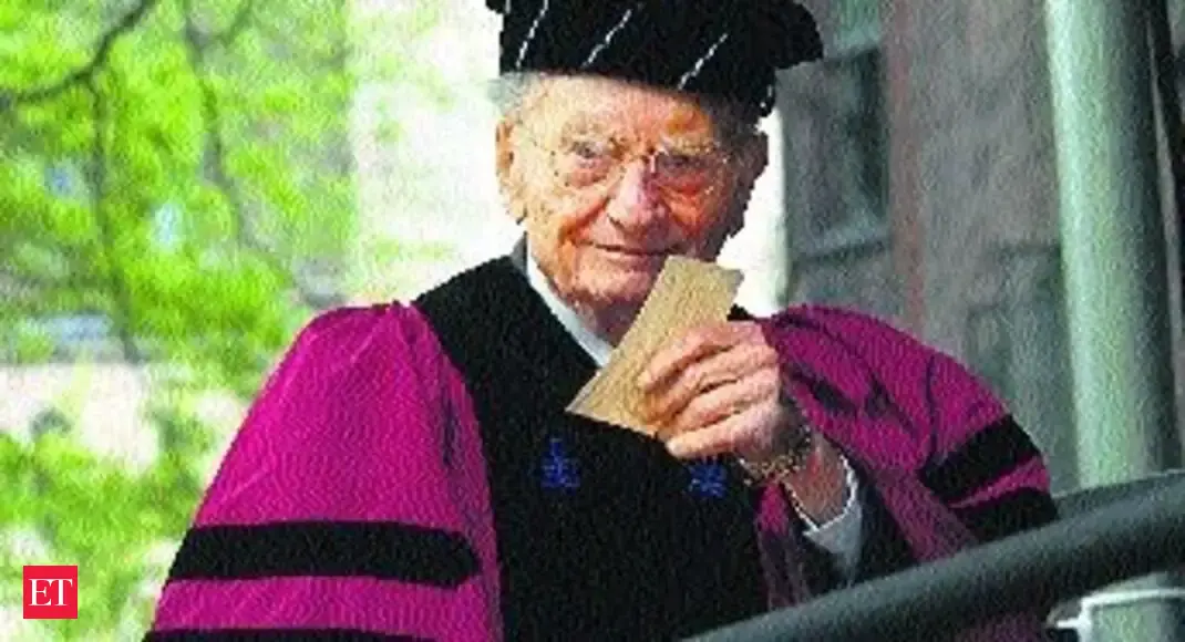 Paul Samuelson: The maverick professor with three faces - The Economic ...