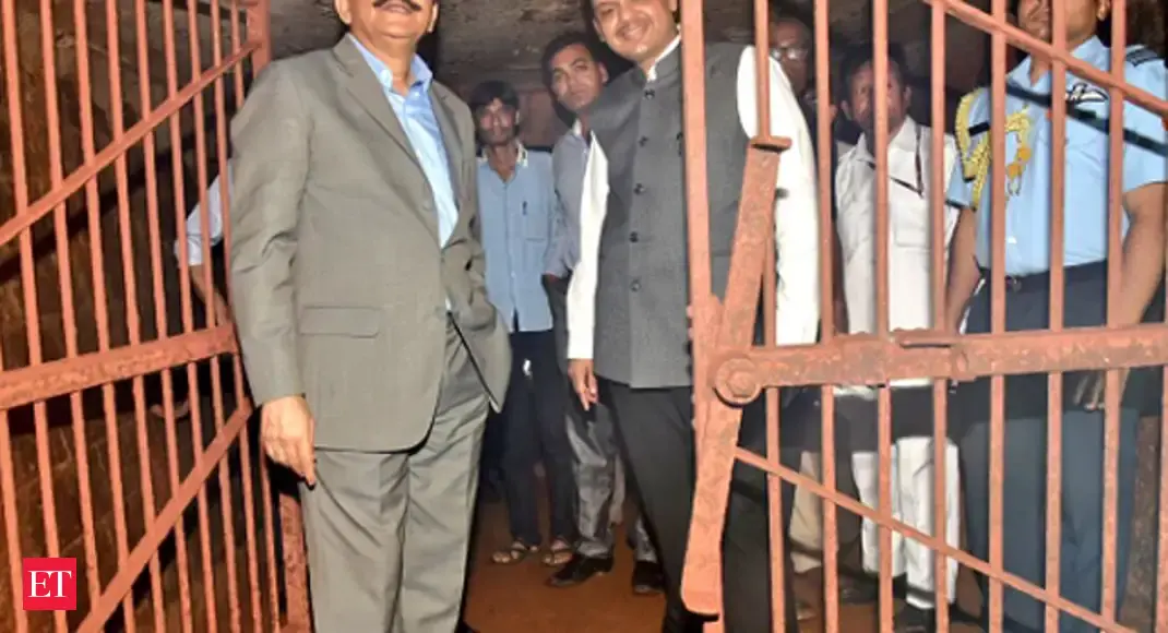 History of Raj Bhavans - British era bunker found below Raj Bhavan in ...