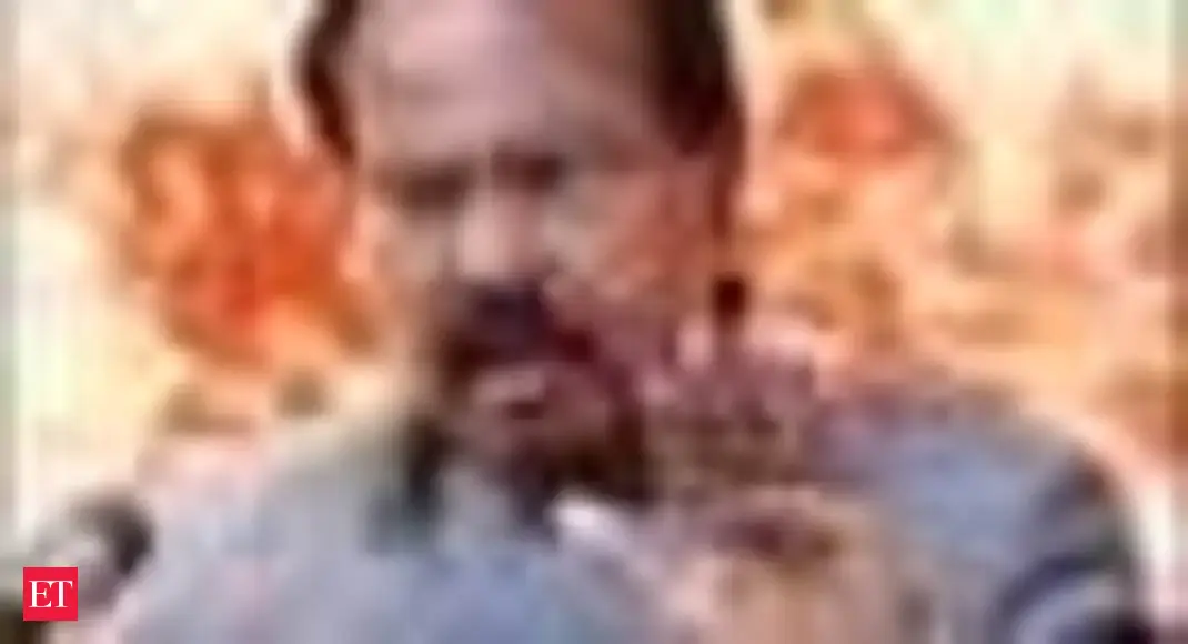 Ruchika case needs to be revisited: Moily - The Economic Times