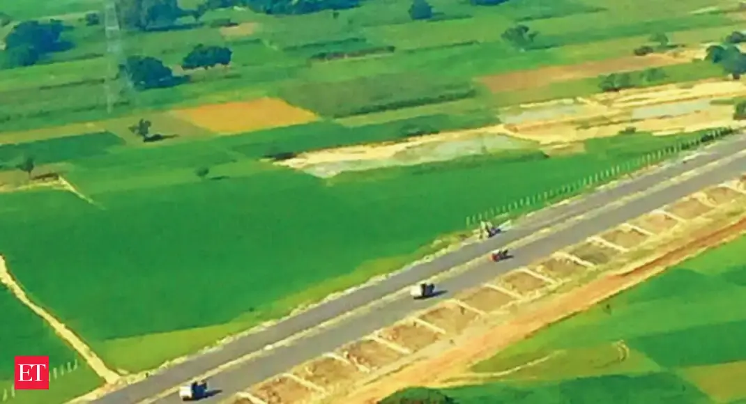 Akhilesh Yadav: Lucknow-Agra Expressway: Akhilesh Yadav bets on ...