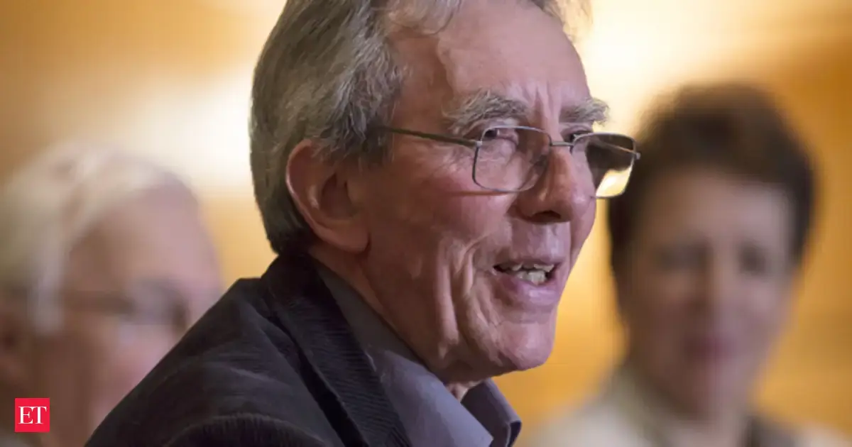 Meet the trio behind world's smallest machine - The Economic Times