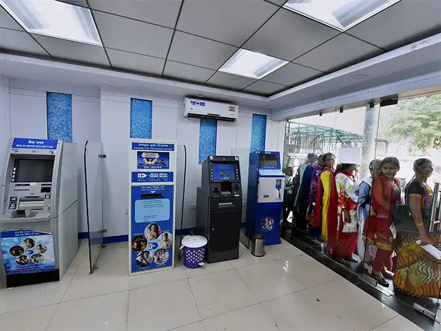 ATMs in India - Here's the story of ATMs over the years | The Economic ...