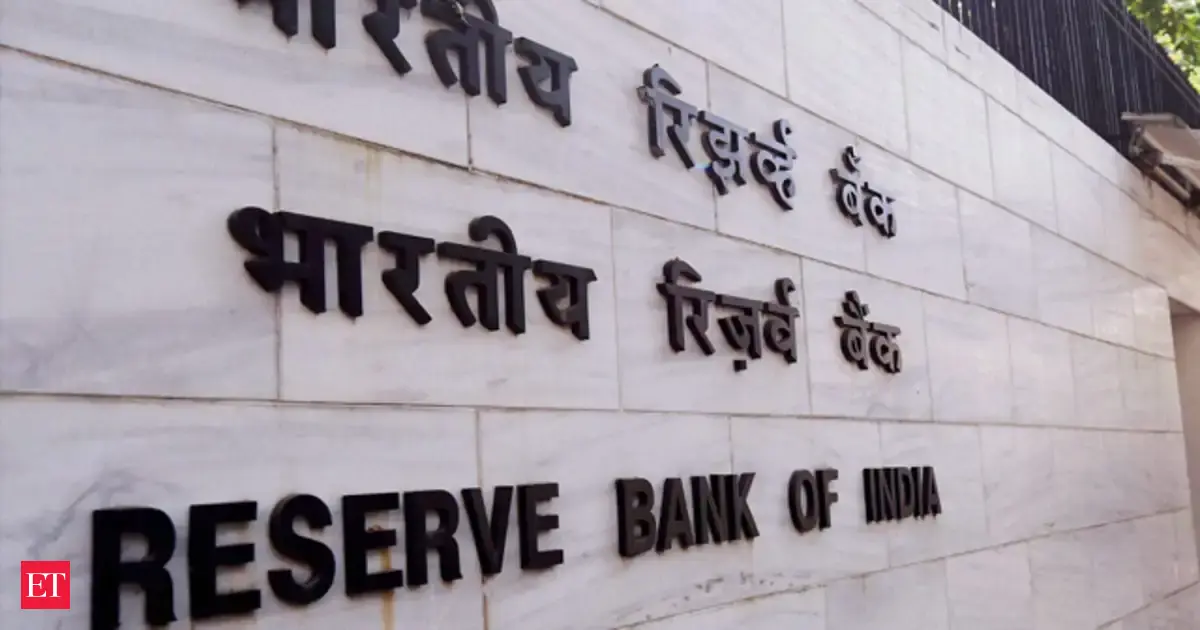 RBI fighting fires on all fronts amid cash chaos - The Economic Times