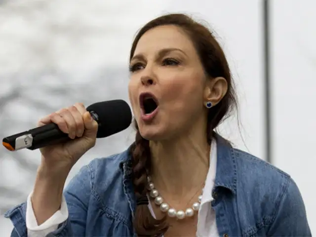 Ashley Judd - Madonna, Scar Jo, Emma Watson and others marched against ...