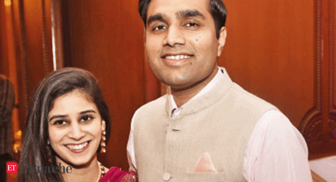 Karan Adani: Daddy's day out: Karan Adani bonds with daughter on Jaipur ...