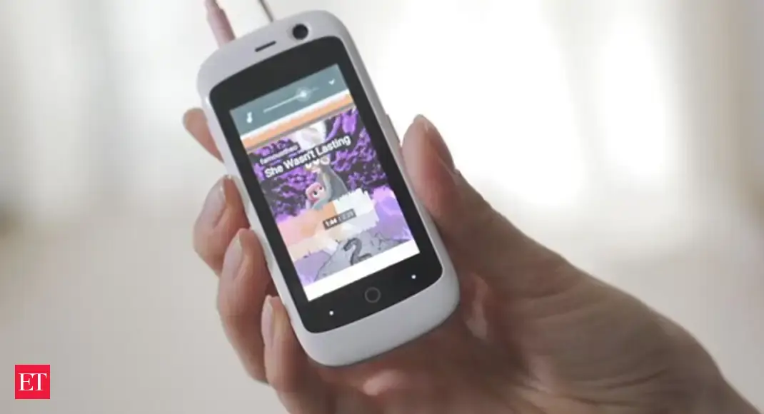 Here's world's tiniest android smartphone with 2.4 inch screen - The ...