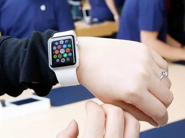 Apple Watch Series 1 at Rs 19,900 - Amazon Great Indian sale: Here are ...