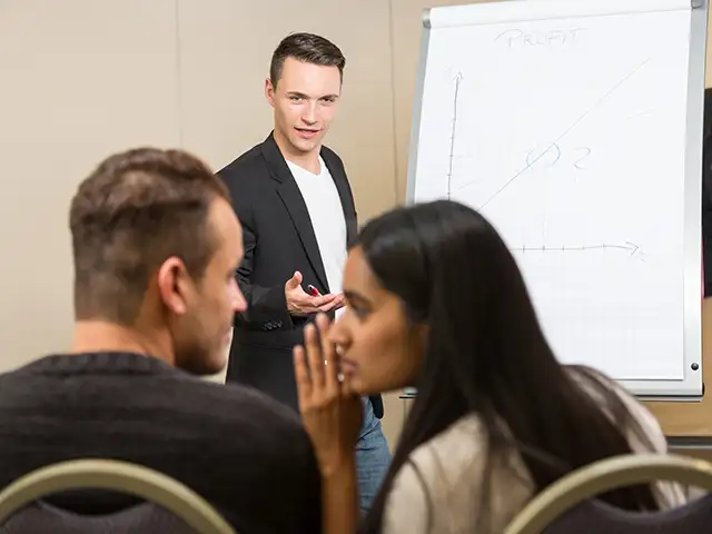 Commenting on someone's appearance - Eight unprofessional habits that ...