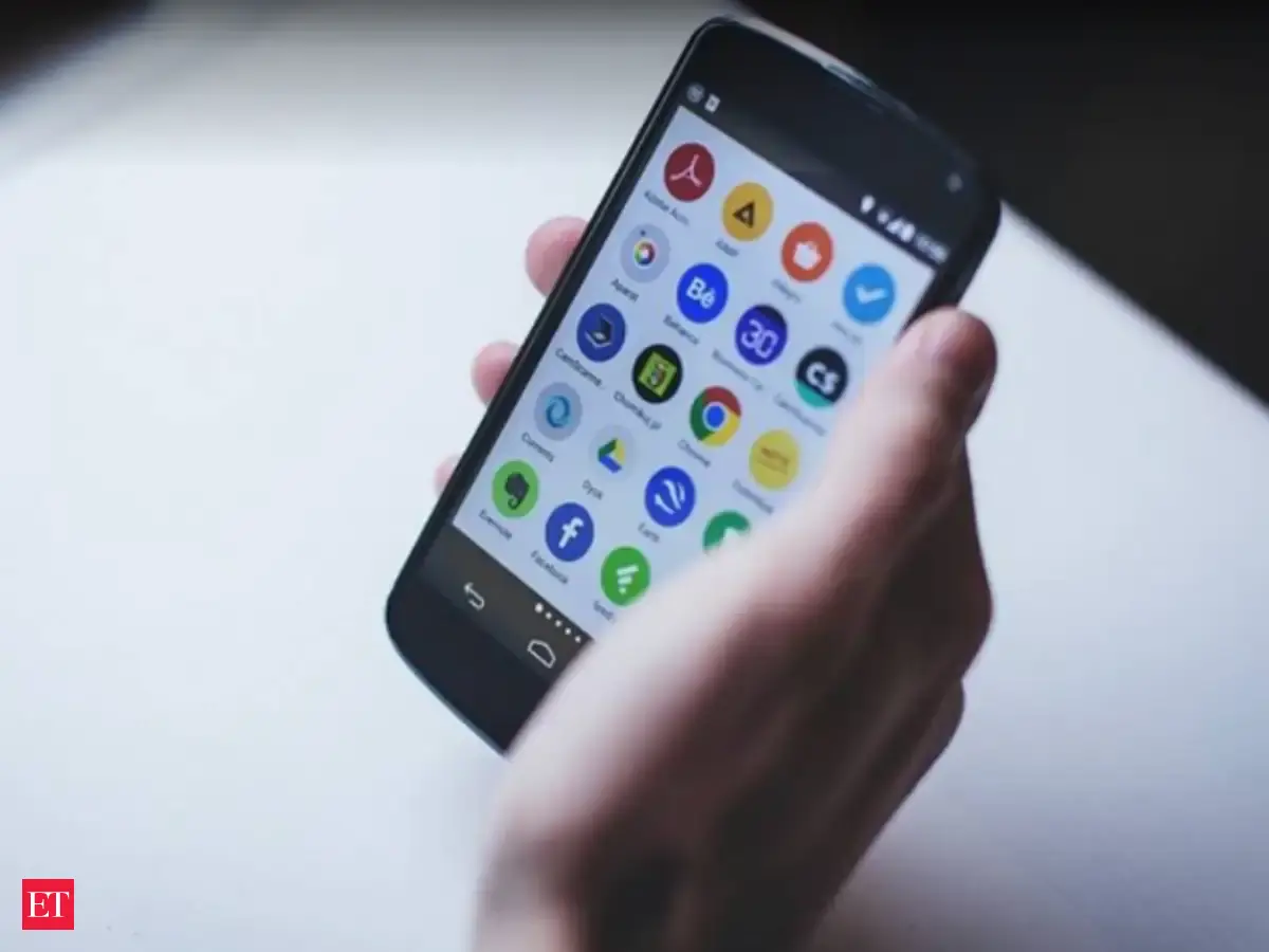 Virtual Cigarette Smoking - 8 utterly useless apps you can have fun ...