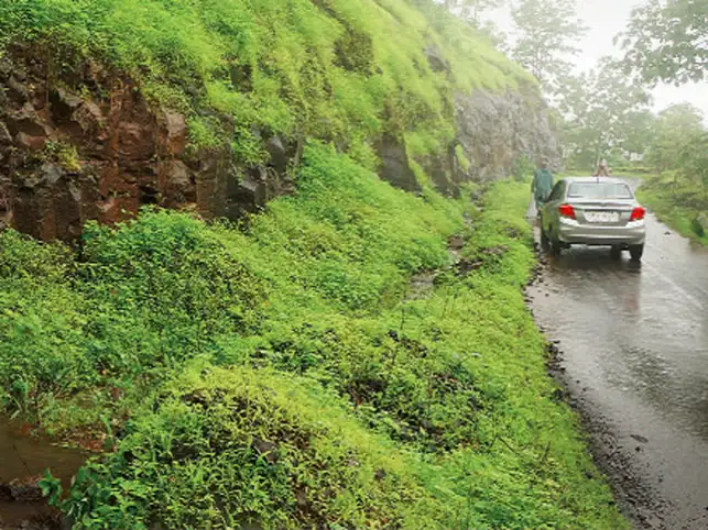 Planning a quick getaway? From Suryamal near Maharashtra to Horsley ...