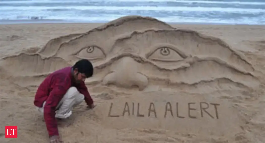 Cyclone Laila may hit India's southeast coast - | The Economic Times