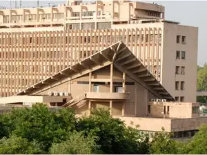 IIT: Entrance test to IITs to completely go online from 2018 - The ...