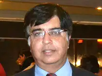 Ashish Chugh: Delhi trader who made a fortune in penny stocks gives ...