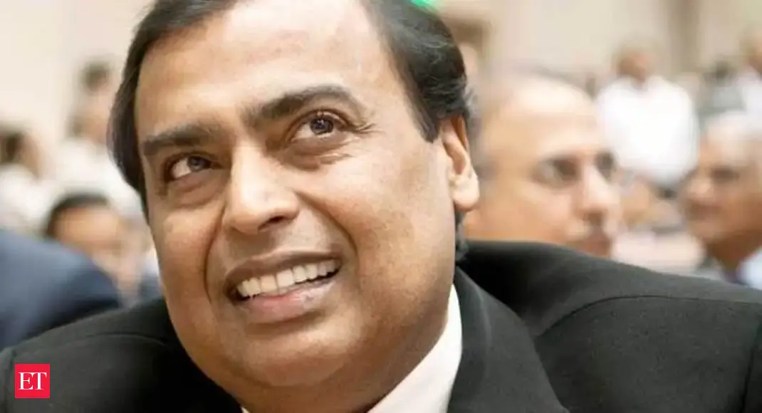Mukesh Ambani: ET Awards: Mukesh Ambani wins Business Leader award for ...