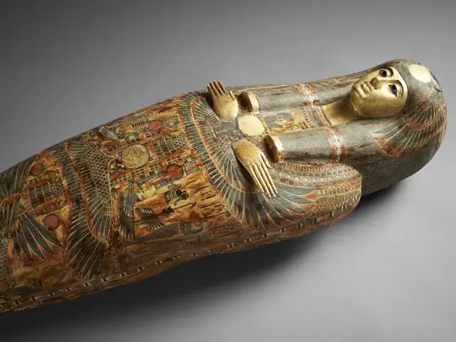 The Museum Maximus - Now Abu Dhabi Gets A Louvre For One Billion Euros ...