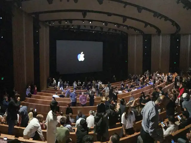Apple Live! - Apple iPhone 8 Launch: Here's What The Steve Jobs Theatre ...