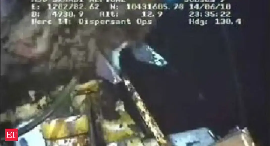 Screen grab shows leaking oil at Deepwater Horizon - | The Economic Times