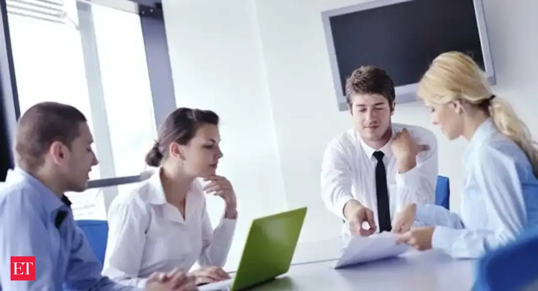 Avoiding the absolute worst - Tips to survive your terrible coworkers ...