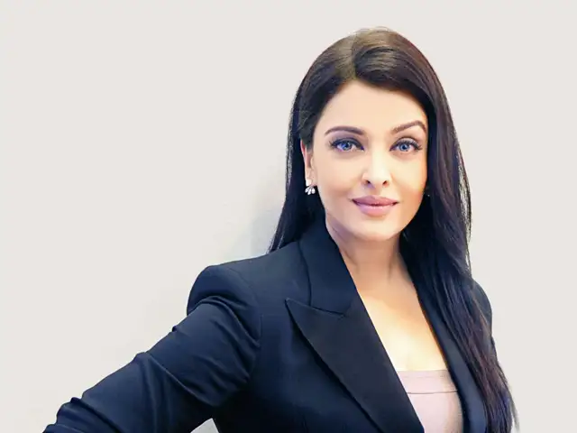 Special Appearance - Aishwarya Rai Bachchan Turns 44: Some Interesting ...