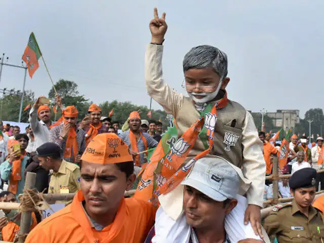 'Nana' Modi - These bhakts pull crowds in rallies of their leaders ...