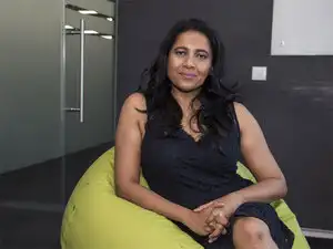 LimeRoad joins rush for offline stores - The Economic Times