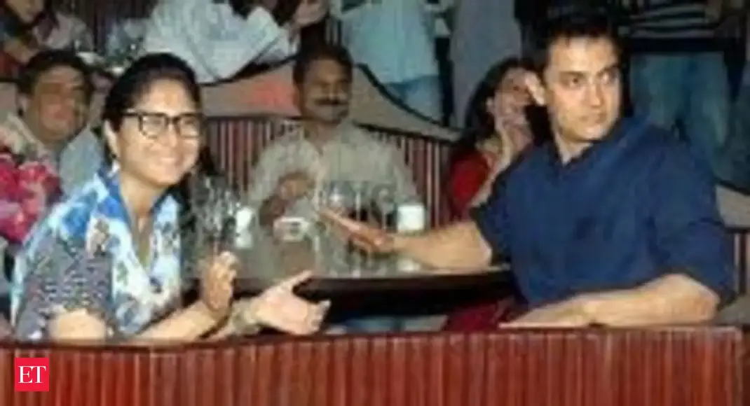 Peepli Live: Movie Review - The Economic Times