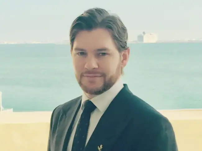 Old-school style diaries: Berkeley Group's Jonathan Duncan suits up ...