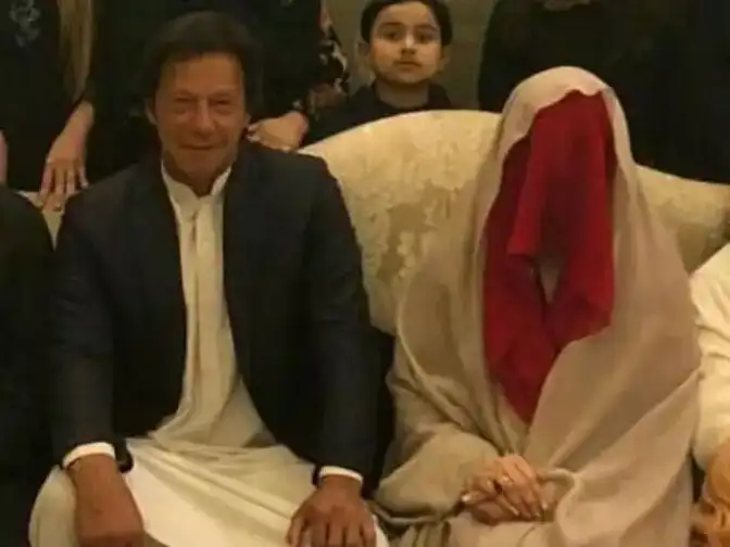 Imran Khan: Of dogs and wives: Imran Khan’s 3rd marriage can spin a Pak ...