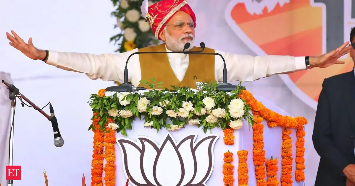 Narendra Modi: Congress divides people on caste, religious lines: Prime ...