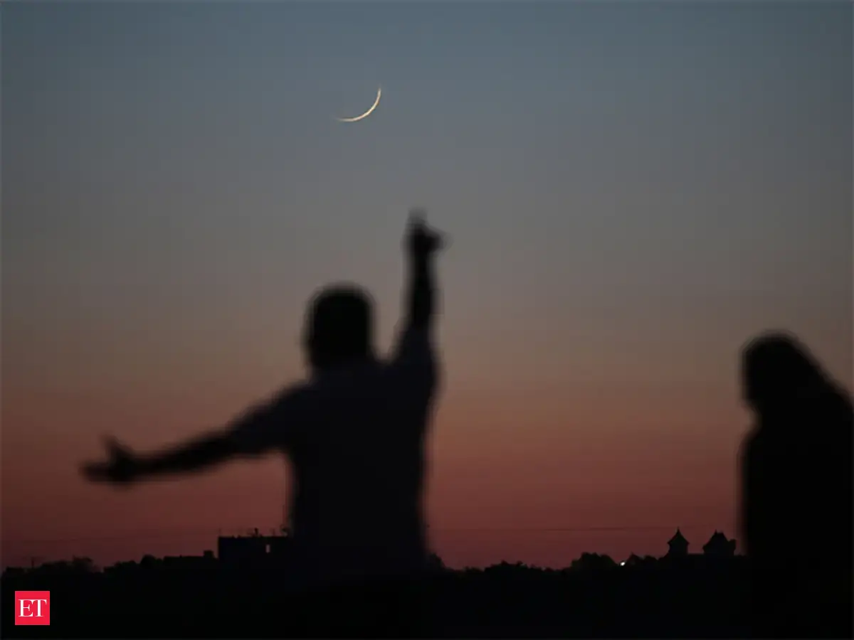 How do Muslims break their fast? - A look at the Muslim fasting month ...