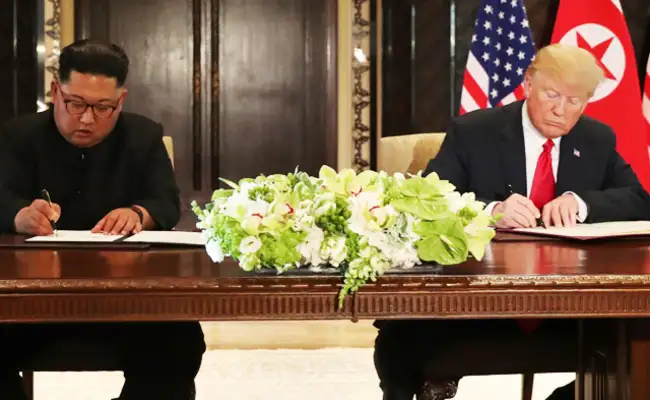 Singapore Trump Kim Summit LIVE: Donald Trump, Kim Jong-un meet face-to ...