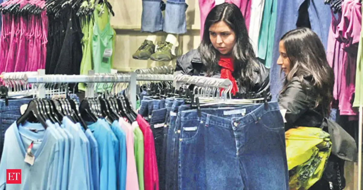 Reliance Retail may enter apparel wholesale - The Economic Times