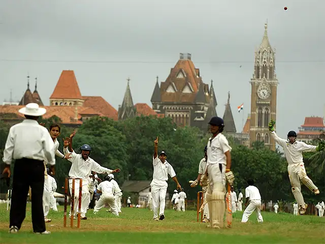 On either sides of Oval Maidan - Mumbai's Victorian Gothic and Art Deco ...