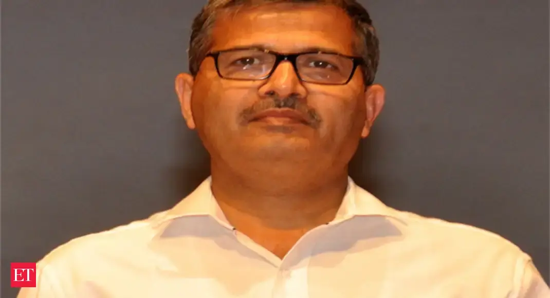 Back to life after 3 decades - Old steam engines come back on the ...