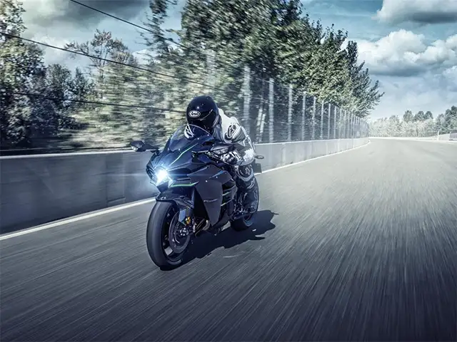 Self-healing paint - Kawasaki launches 2019 Ninja H2 range in India ...