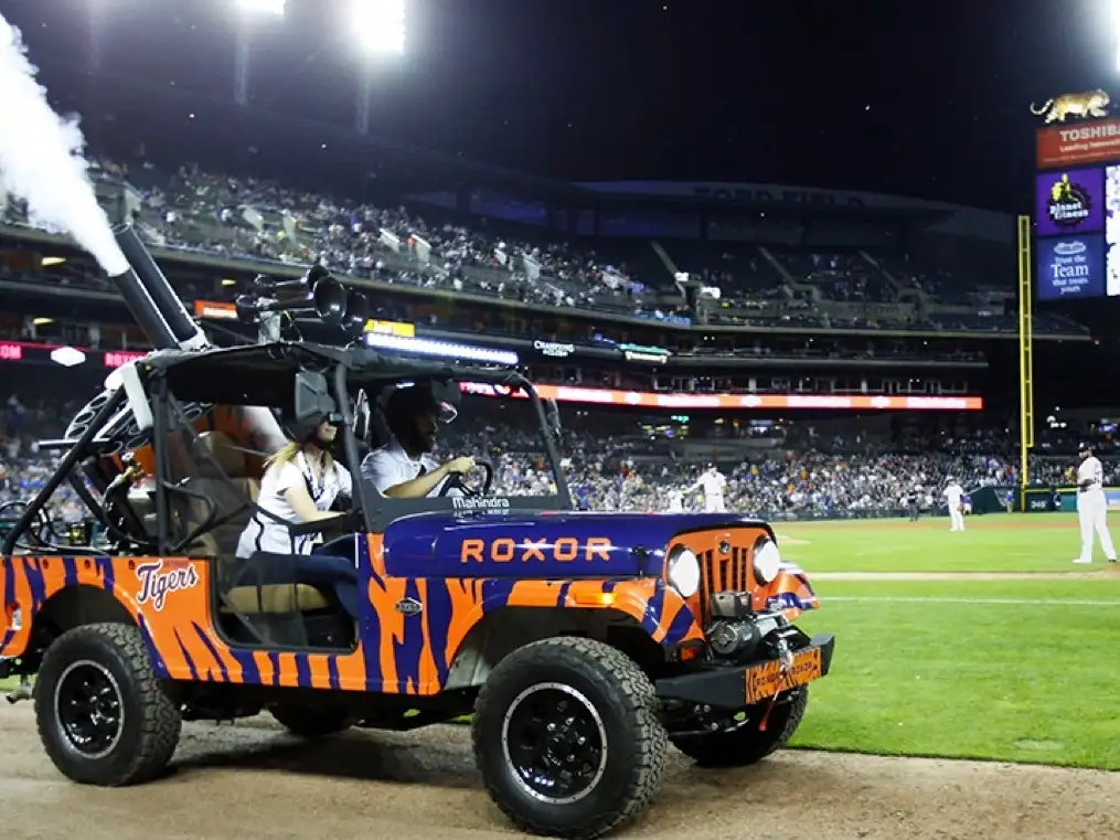 roxor: Mahindra is fighting Fiat, which claims that the Roxor is a Jeep ...