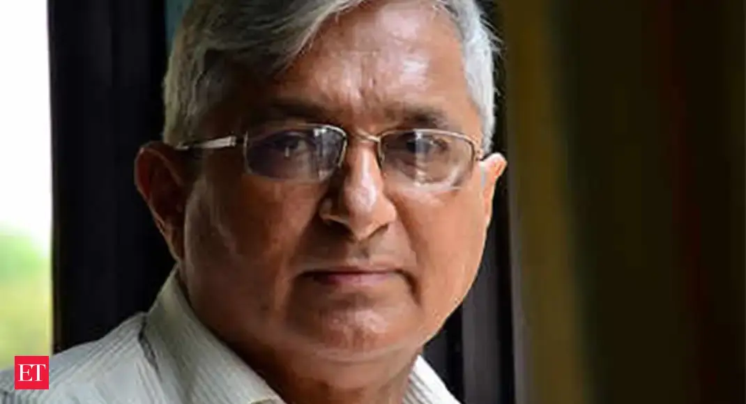 Manohar Parrikar being pressured to continue as CM: Subhash Velingkar ...