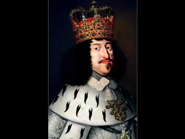 The Crown of Norway - A Look Into King's Glory: 5 Iconic Crowns On ...