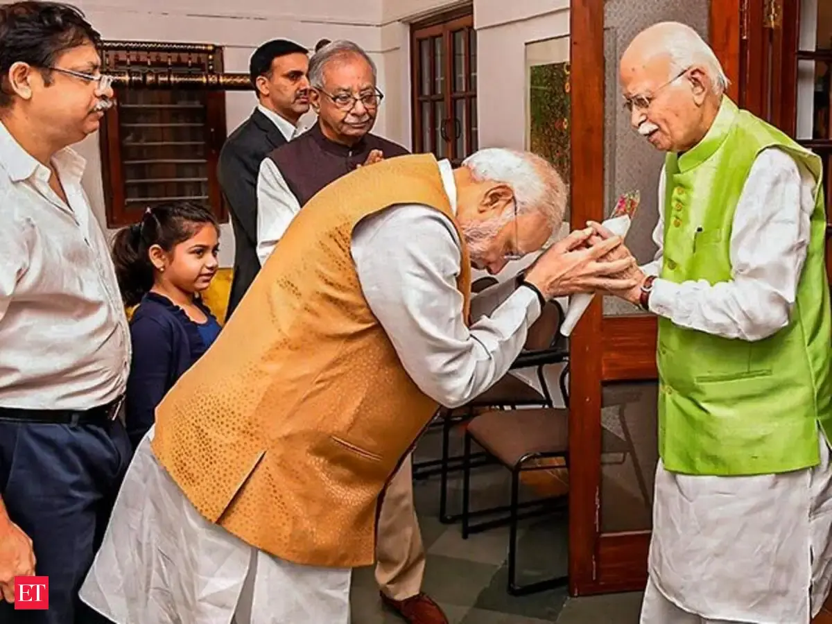 L. K. Advani: PM Modi meets LK Advani on his 91st birthday - The ...