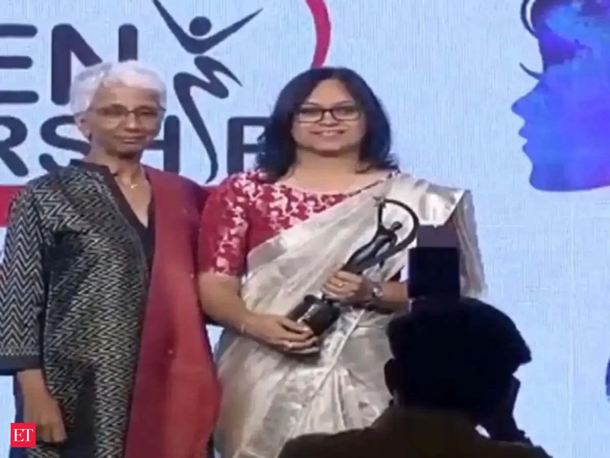 Rashmi Daga of FreshMenu recognised as 'Entrepreneur of the Year' at ...