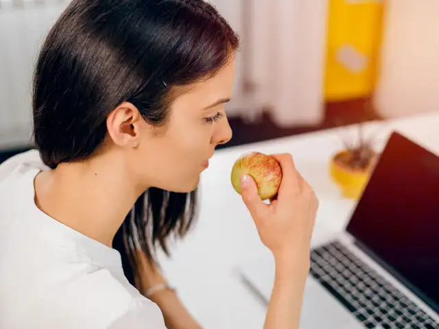 9. Reduce communication - The 10 habits of highly productive people ...