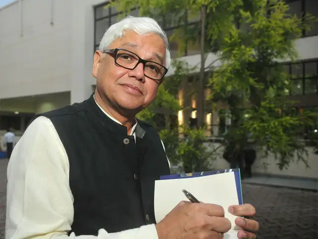 'The Shadow Lines' - Empirical & Versatile: Why These Amitav Ghosh ...