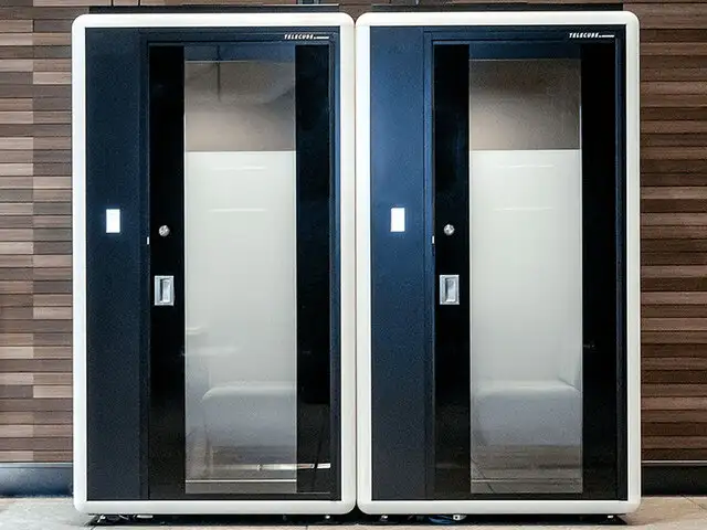 Employees embrace flexible working hours - Phonebooth-sized offices ...