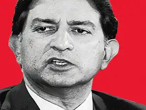 MCA summons Gautam Thapar, key CG Power executives - The Economic Times